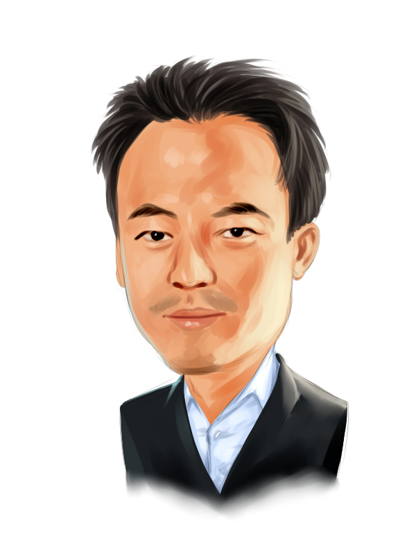 Hedge Fund Manager Curtis Macnguyen Likes AIG and More - Insider Monkey
